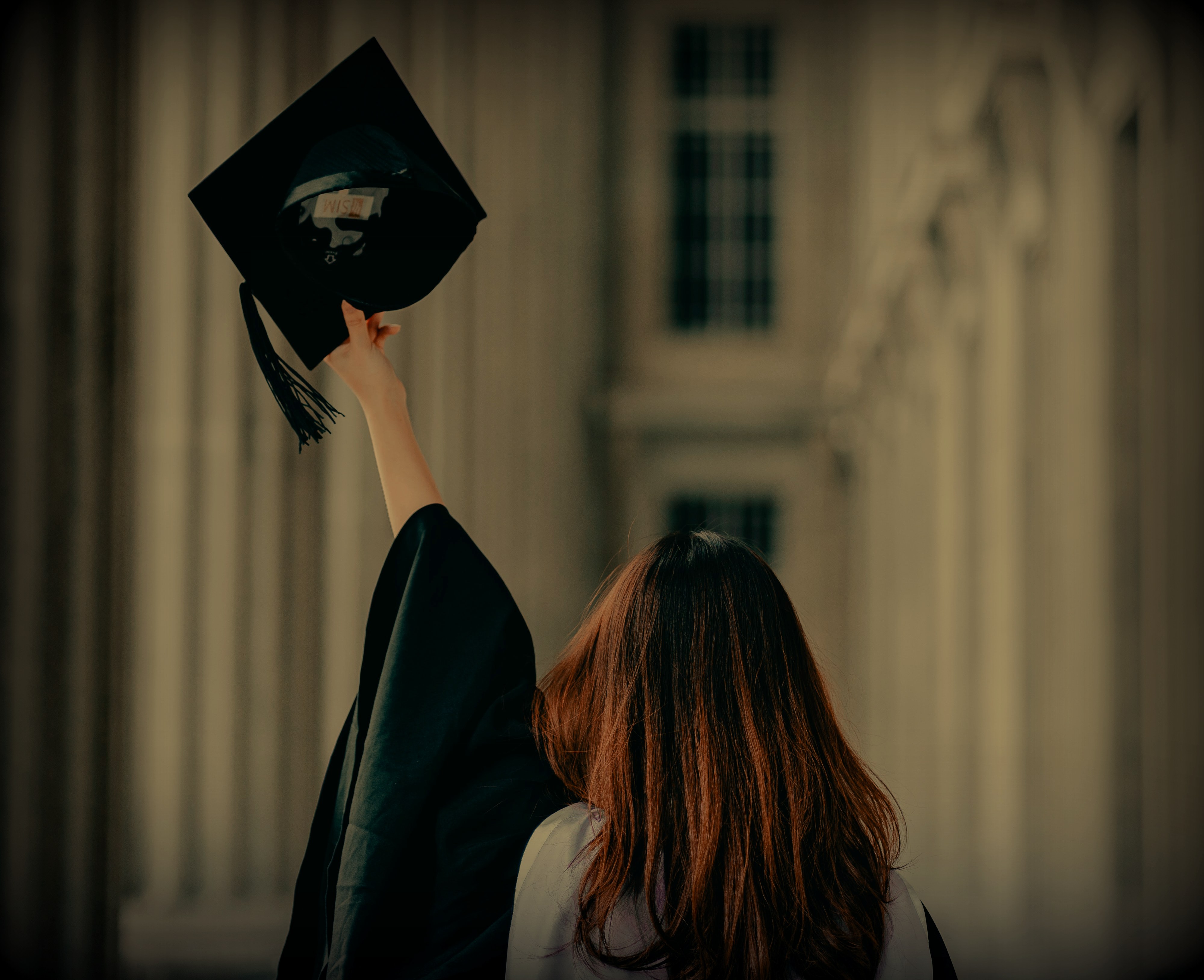 Eπιστολή σε εσένα που πήρες το πτυχίο σου - Pillowfights.gr