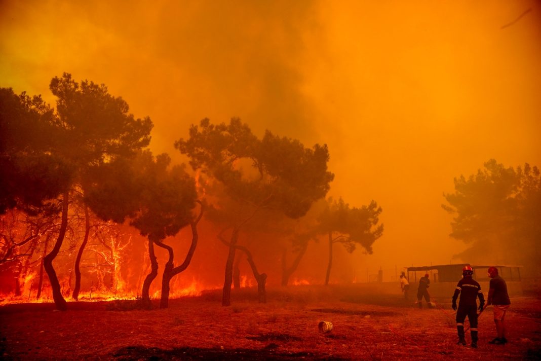 Τι είναι ο μικρός πυρήνας που καίγεται από χθες στη Δαδιά;
