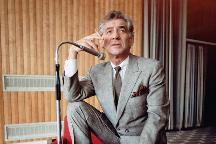 Ποιος ήταν ο Leonard Bernstein;